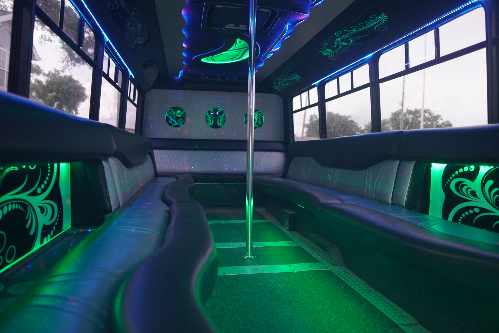 Gallery – TNT Party Bus